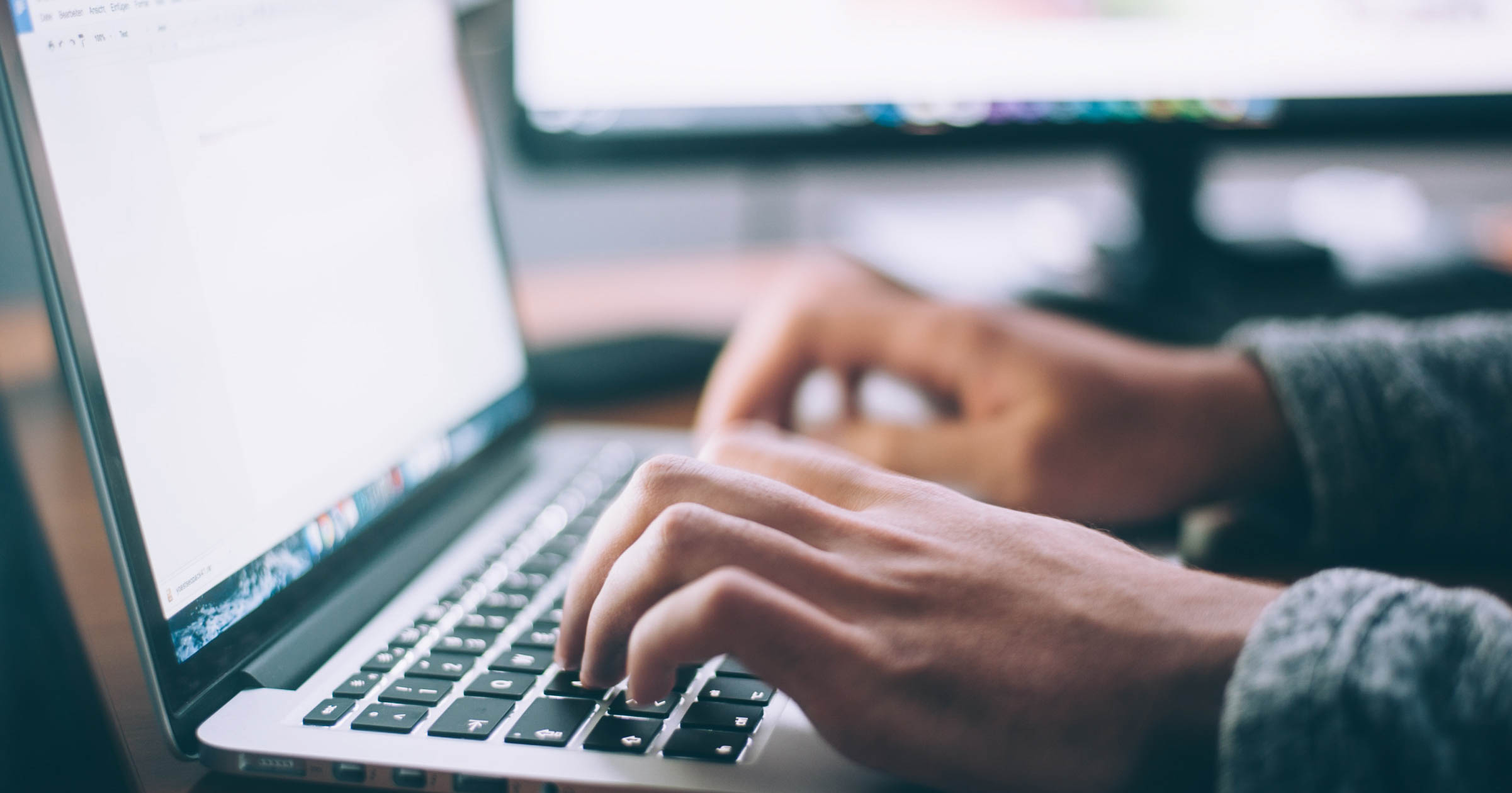 How to Use the Compare Tool in Microsoft Word | Knowadays